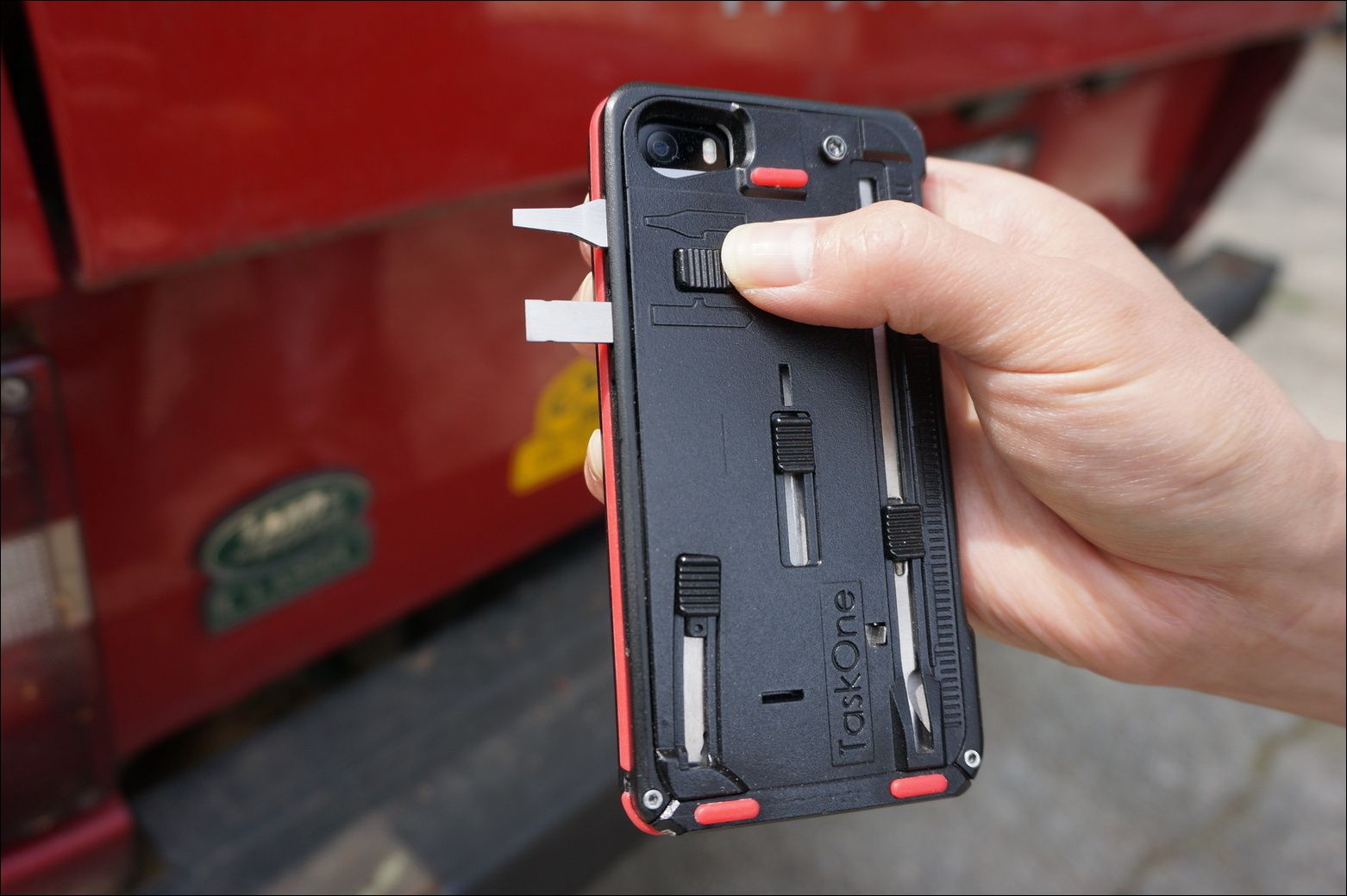 How to Survive the Zombie Apocalypse Using Your iPhone