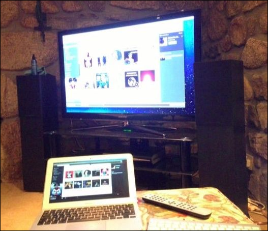 4 Ways to View Your Laptop or Desktop’s Screen on Your TV