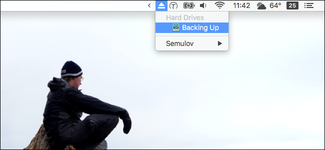 How to Quickly Unmount External Drives From the macOS Menu Bar