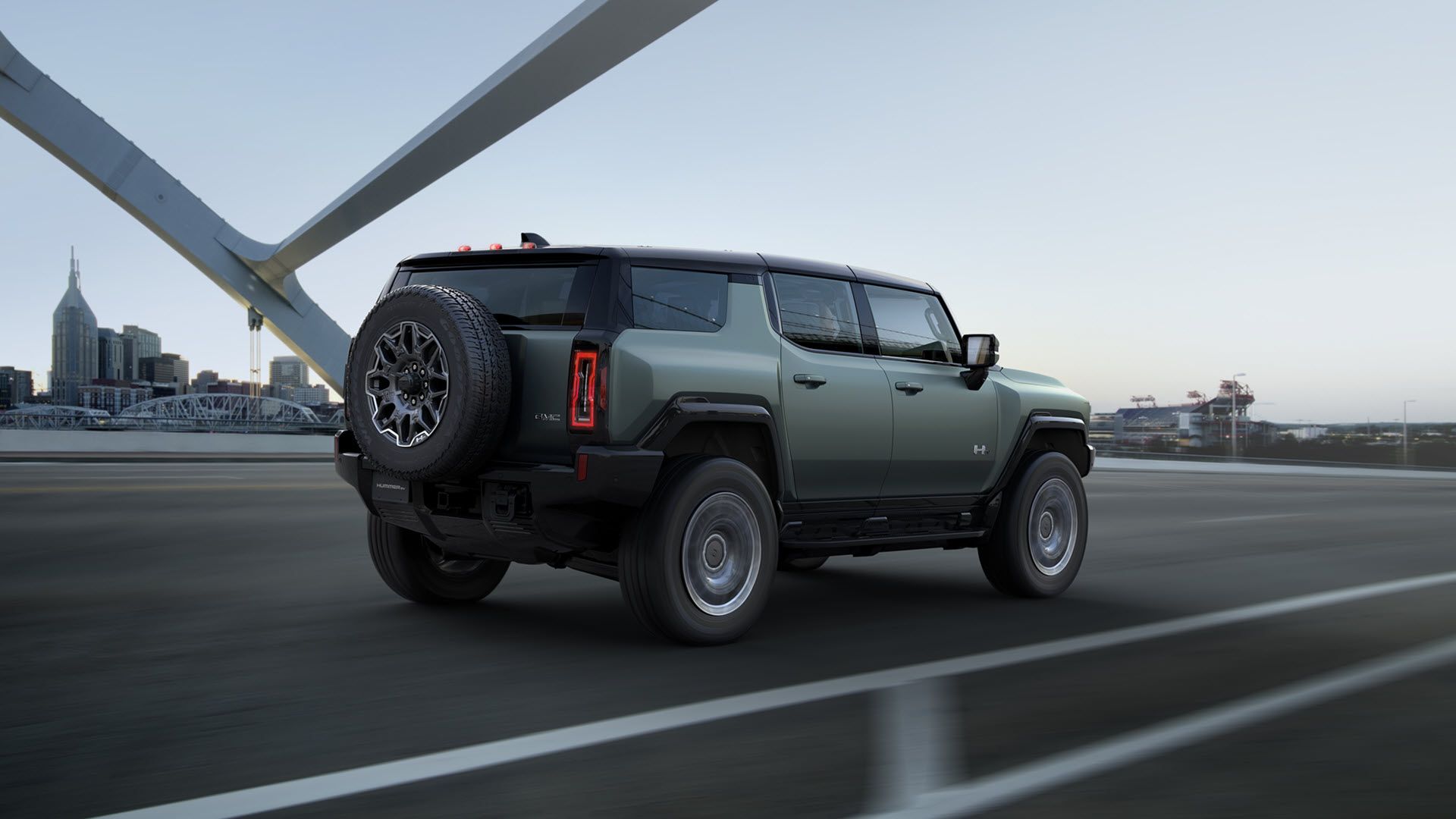 The New Hummer SUV EV Actually Looks Like a Hummer, Starts at $80,000