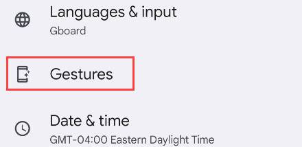 How to Open Notifications With One Hand on a Google Pixel