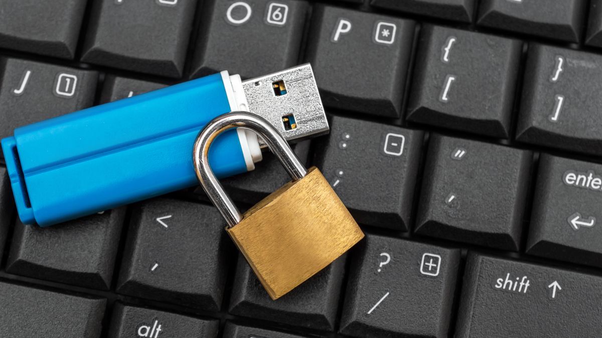 How to Remove Write Protection on Windows 10