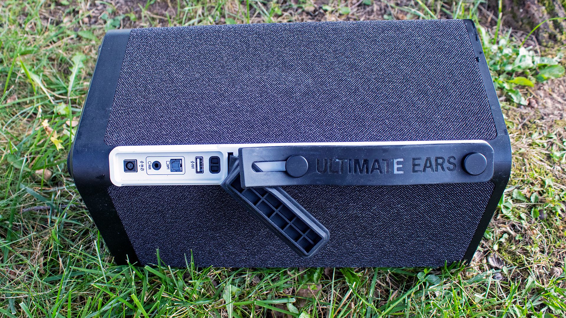 Ultimate Ears HyperBoom Review: Boom Is an Understatement