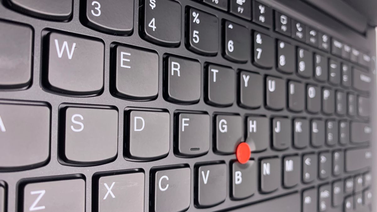 Lenovo ThinkPad E14 Gen 2 Review: Gets the Job Done