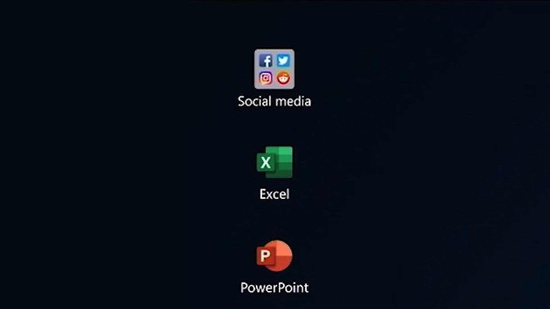 Smartphone-Like App Folders May Come to Windows 11's Desktop