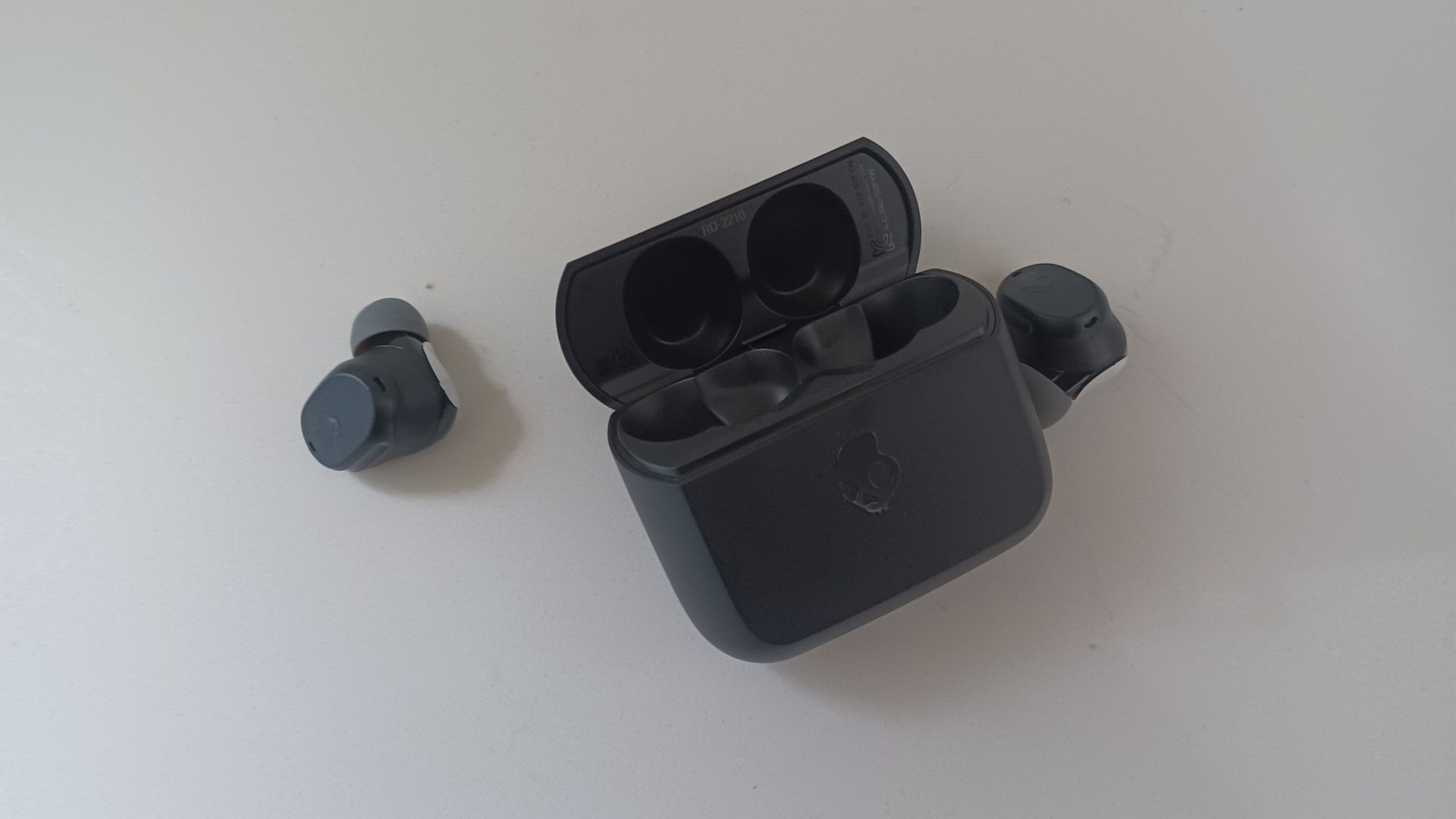 Skullcandy Mod XT Earbuds Review: Decent and Affordable