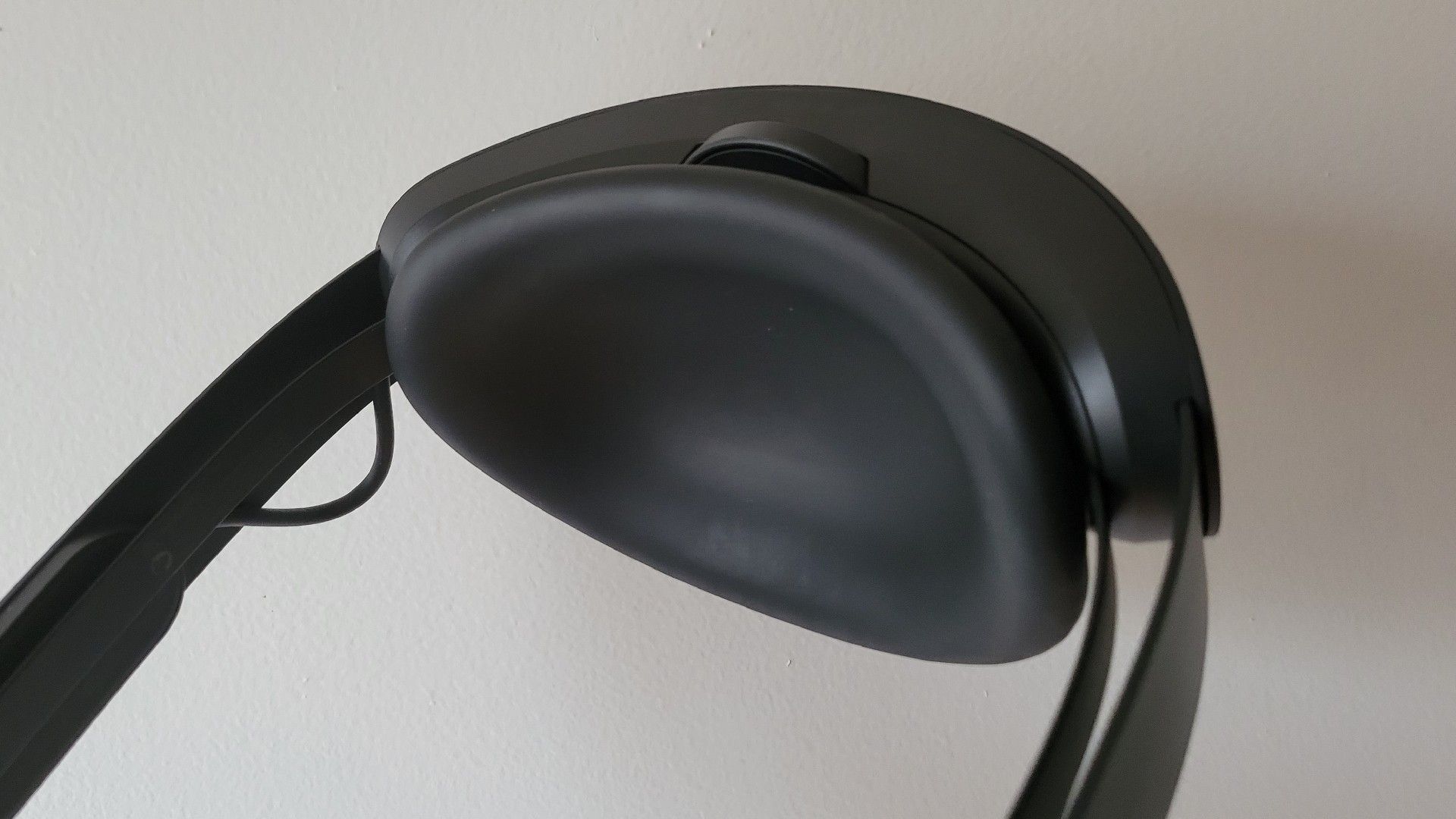 Quest Pro Review: Meta Misses the Mark