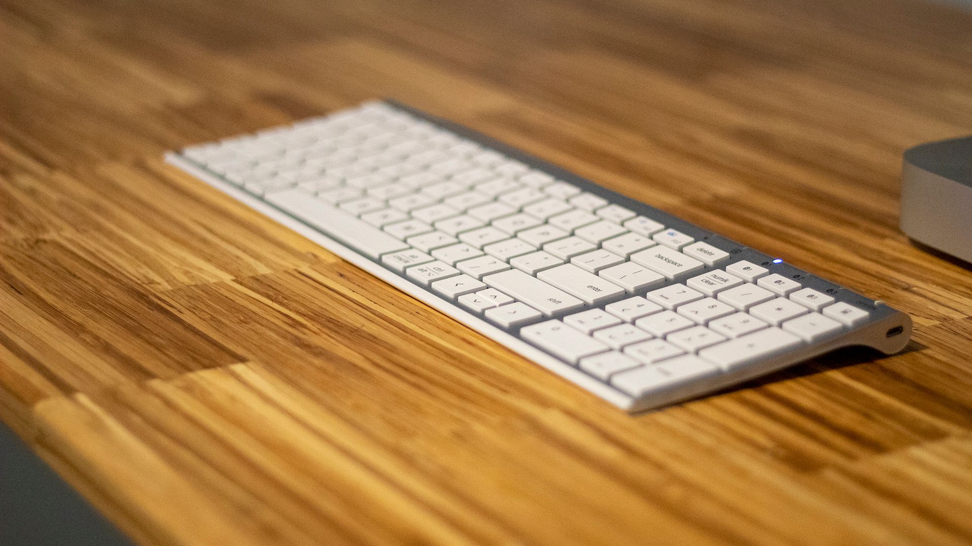 Fnatic x ChopValue Revive Gaming Desk Review: Stunningly Beautiful and ...