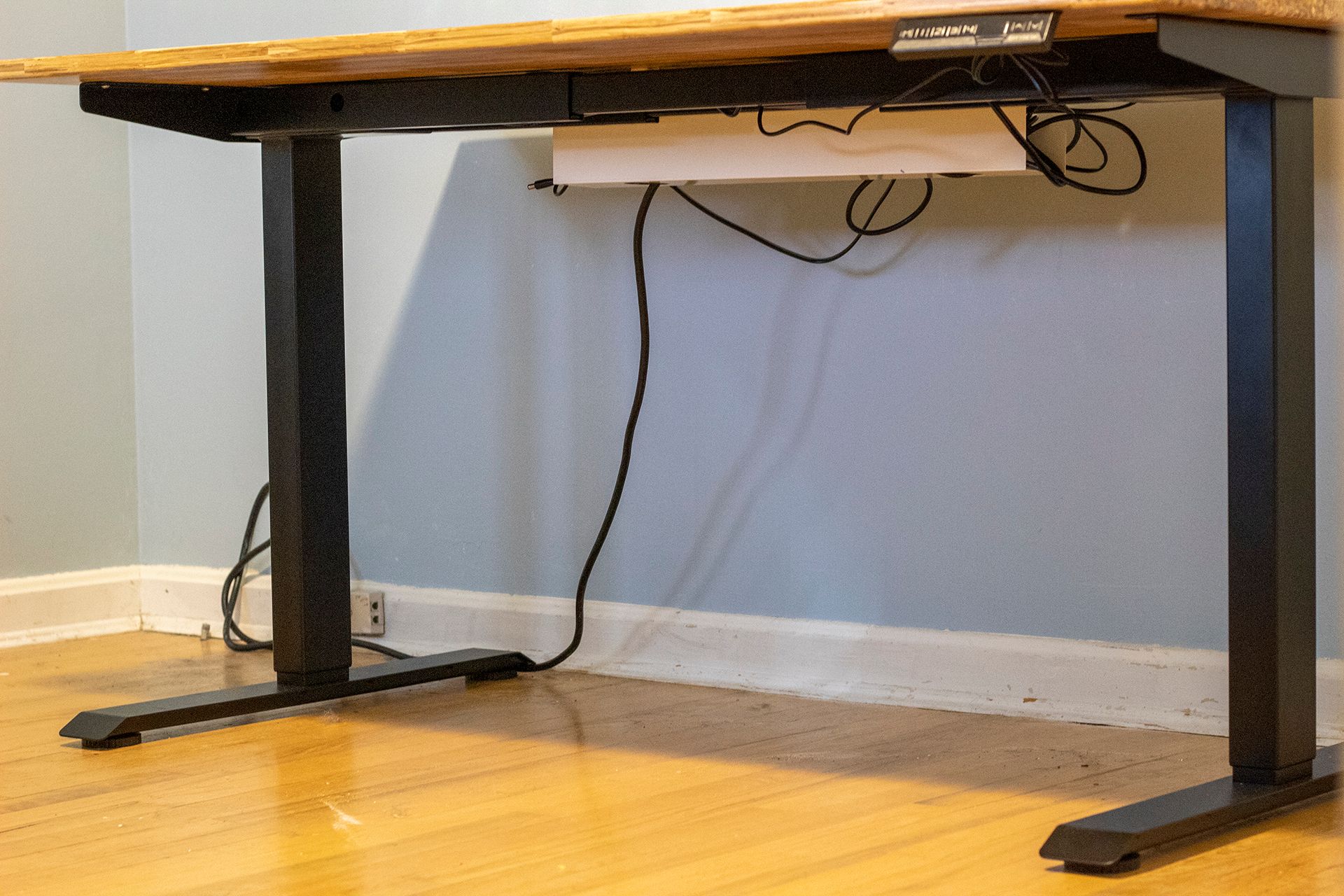 Fnatic x ChopValue Revive Gaming Desk Review: Stunningly Beautiful and ...