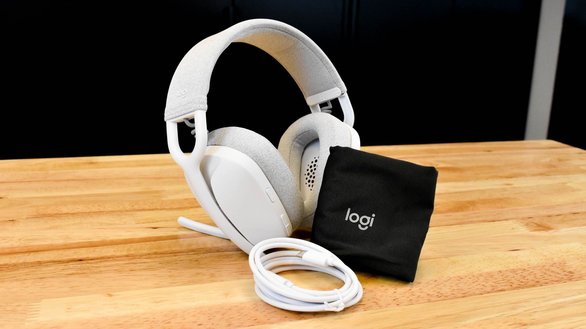 Logitech Zone Vibe 100 Review: Quality Headphones for the Home Office