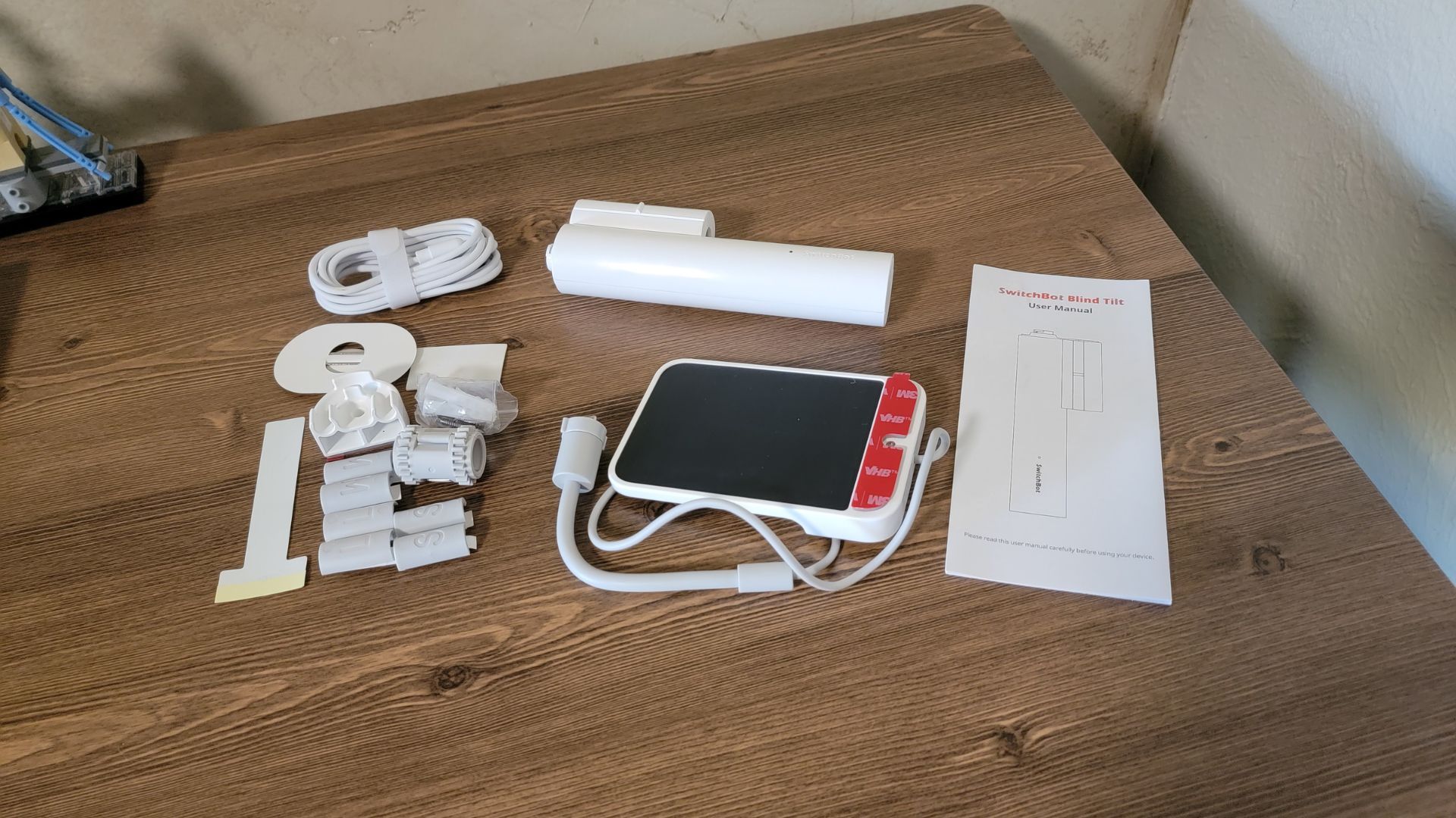 SwitchBot Blind Tilt Review: An Affordable Way to Get Smart Blinds