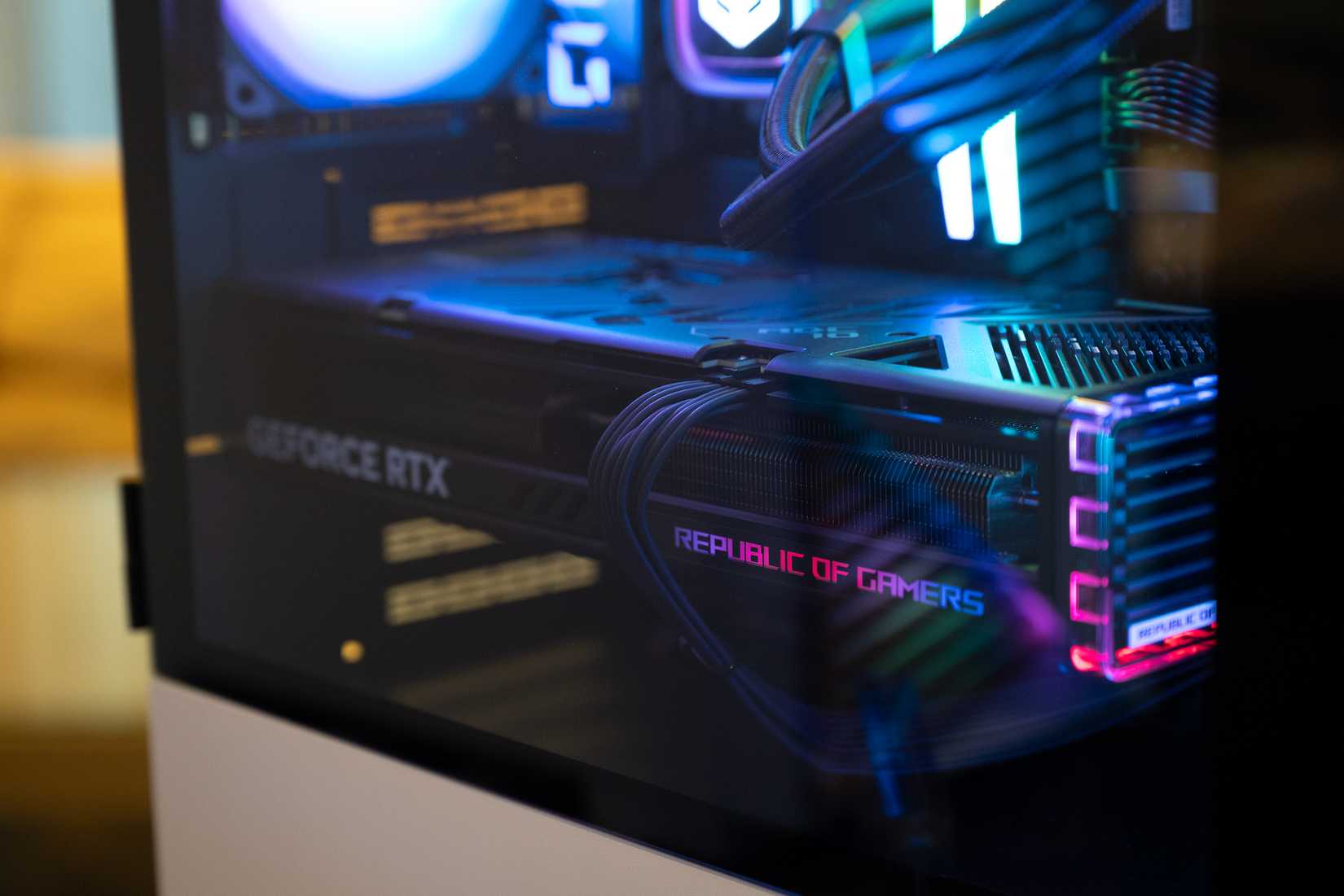 Here's How to Make Sure Your Computer Can Handle Your Next GPU
