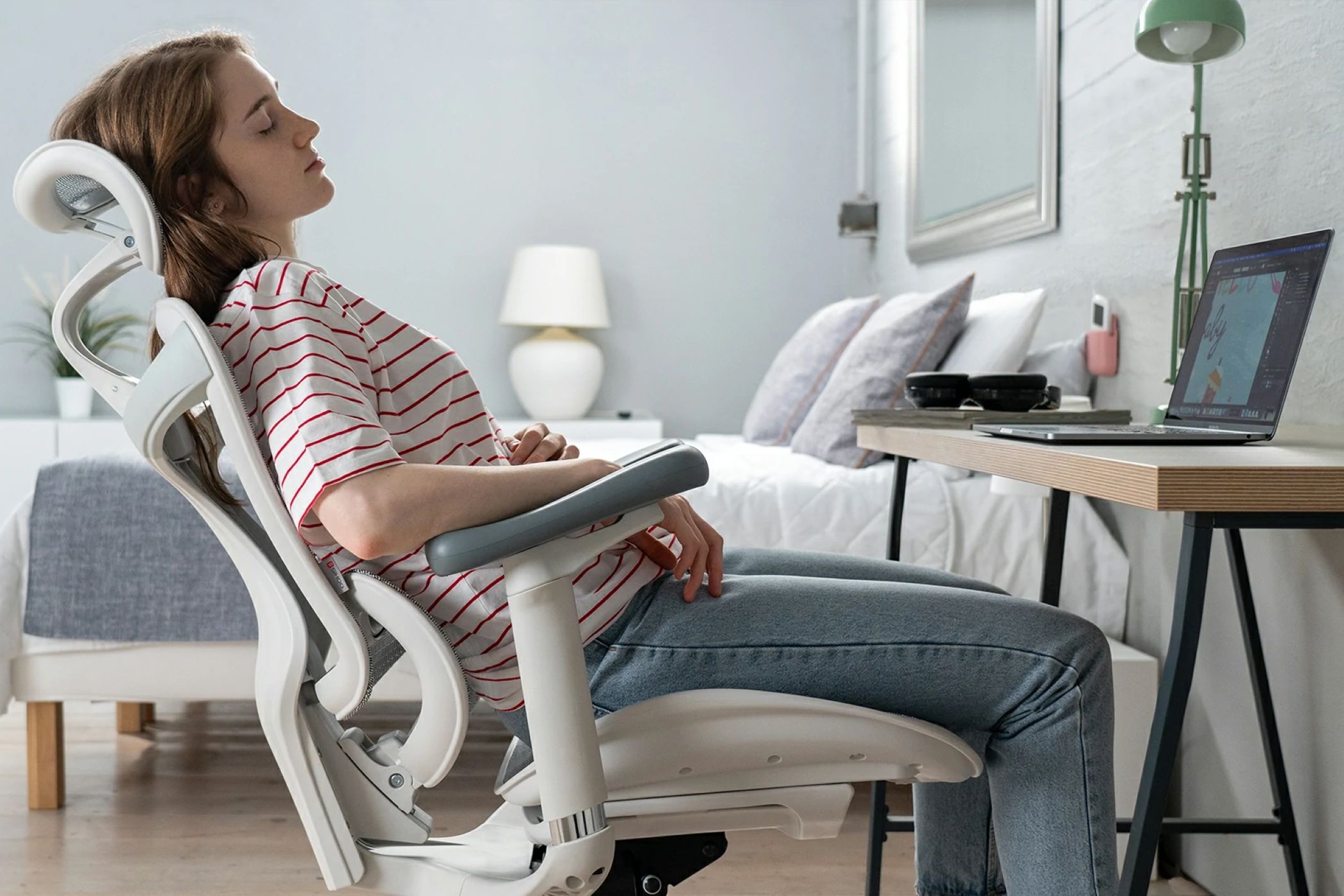 Be More Productive and More Comfortable With the Sihoo Doro C300 Series