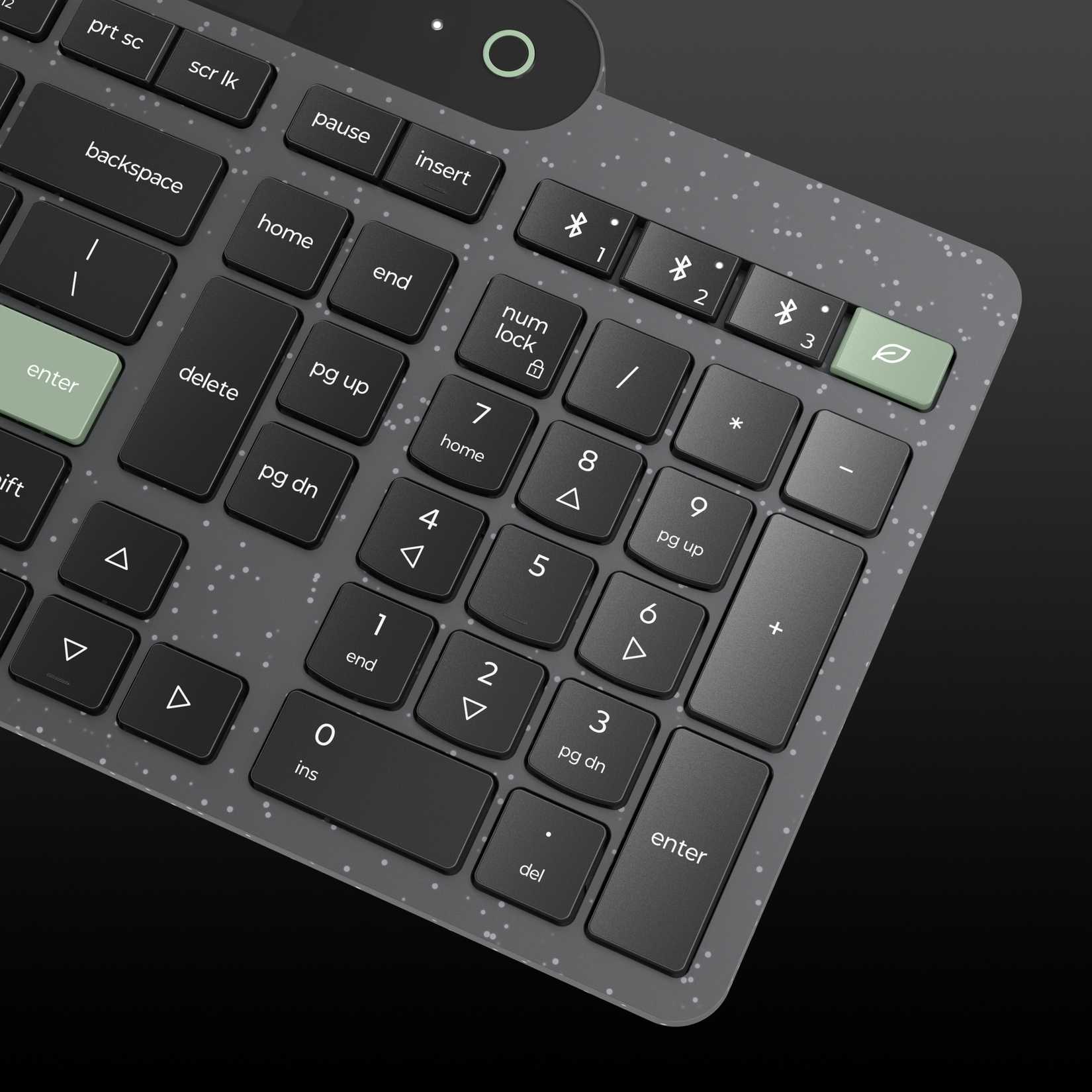 Lenovo’s New Bluetooth Keyboard Charges Itself