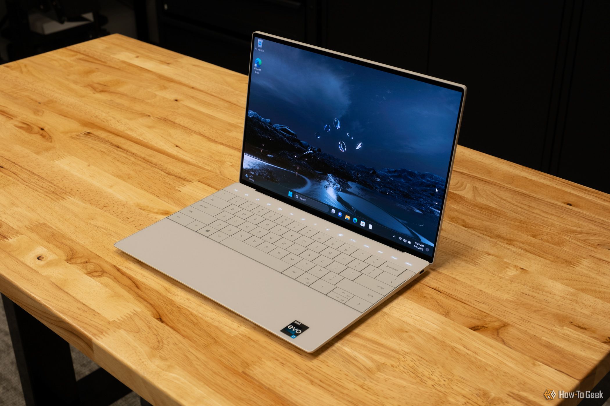 Dell XPS 13 Plus (9320) Review: A Travel-Friendly Windows Laptop Dell XPS 13 Plus (9320) Review: A Travel-Friendly Windows Laptop