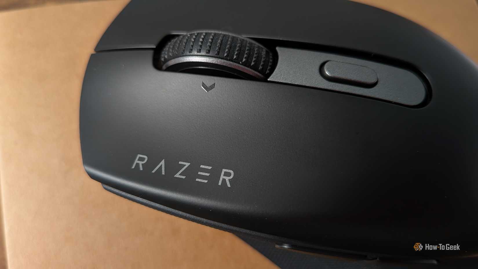 Razer Pro Click V2 Review: An Ergonomic Mouse That Makes Working and ...